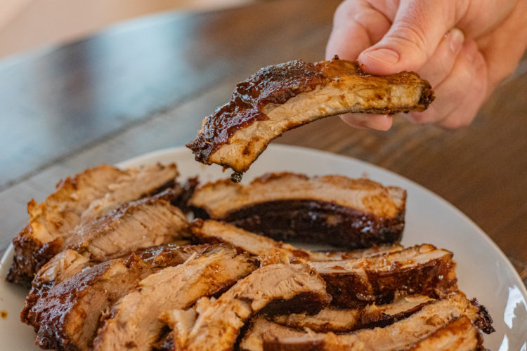 Smoking Ribs 3-2-1 Method - Belqui's Twist